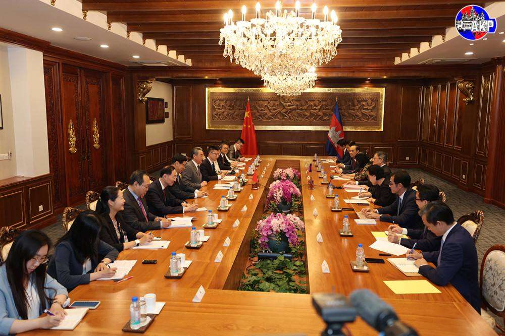 Cambodia and China highly value strong development of bilateral ...